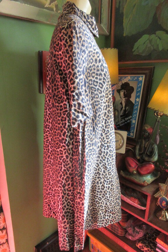 Medium 1960s Leopard Print Corduroy Front Zip House D… - Gem