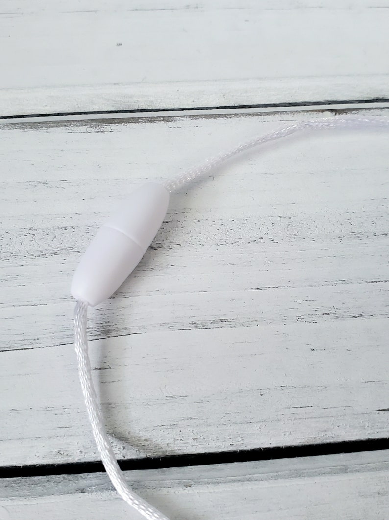 Fun and Stylish Girls' Iridescent Chunky Bead Necklace Adjustable Break ...