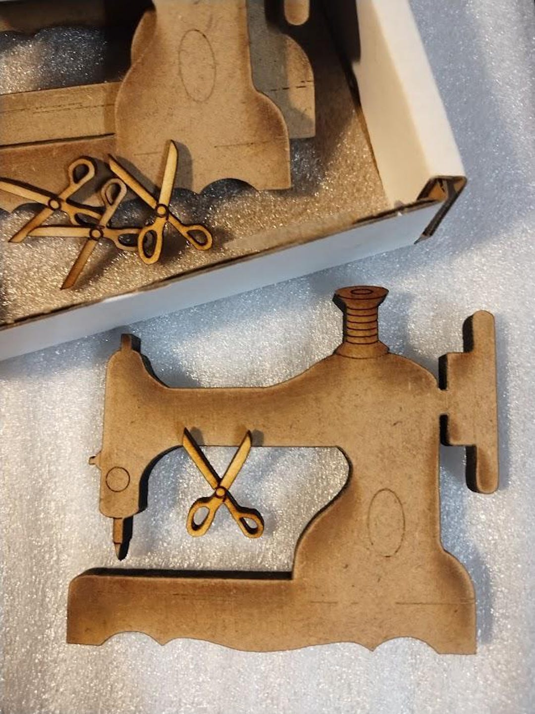 Set of 4 Miniature Wood Sewing Machines & Scissors - Etsy