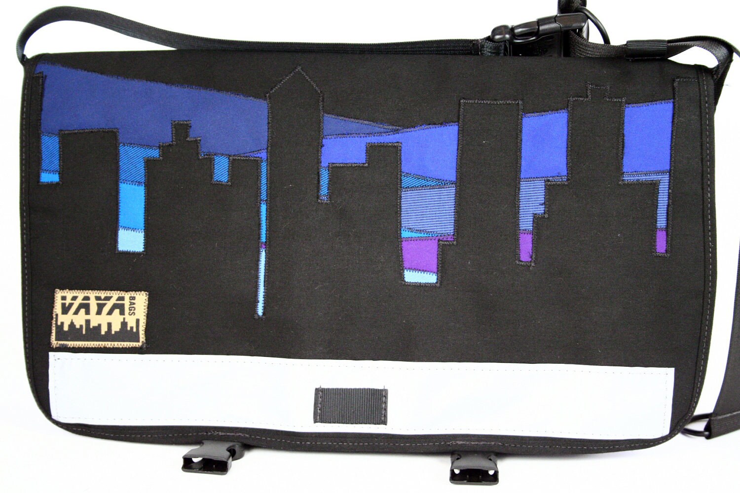 Scenic Cityscape Medi Messenger Bag - Etsy