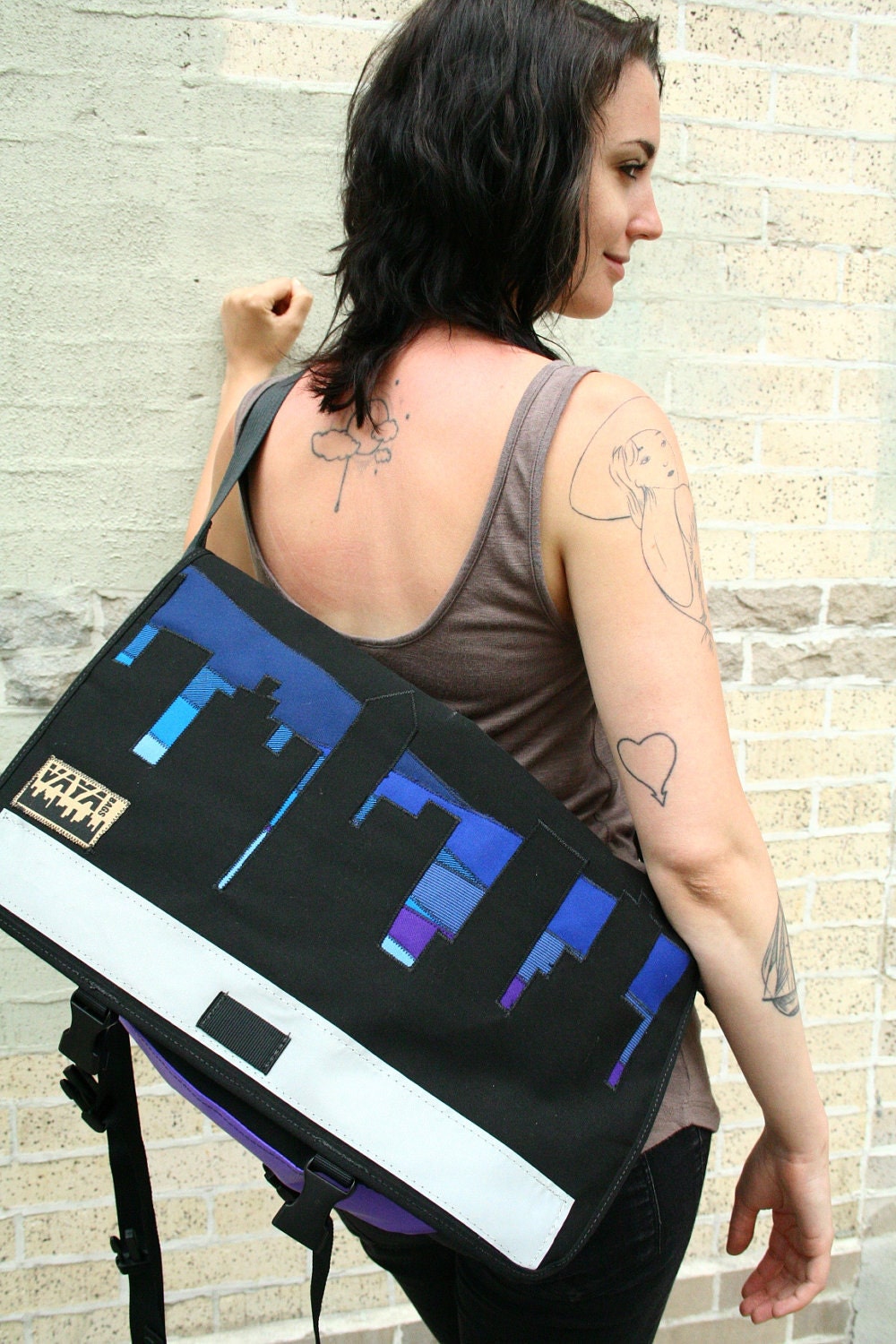 Scenic Cityscape Medi Messenger Bag - Etsy