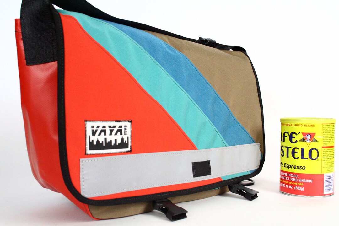 Medium Canvas Messenger Bag - Etsy