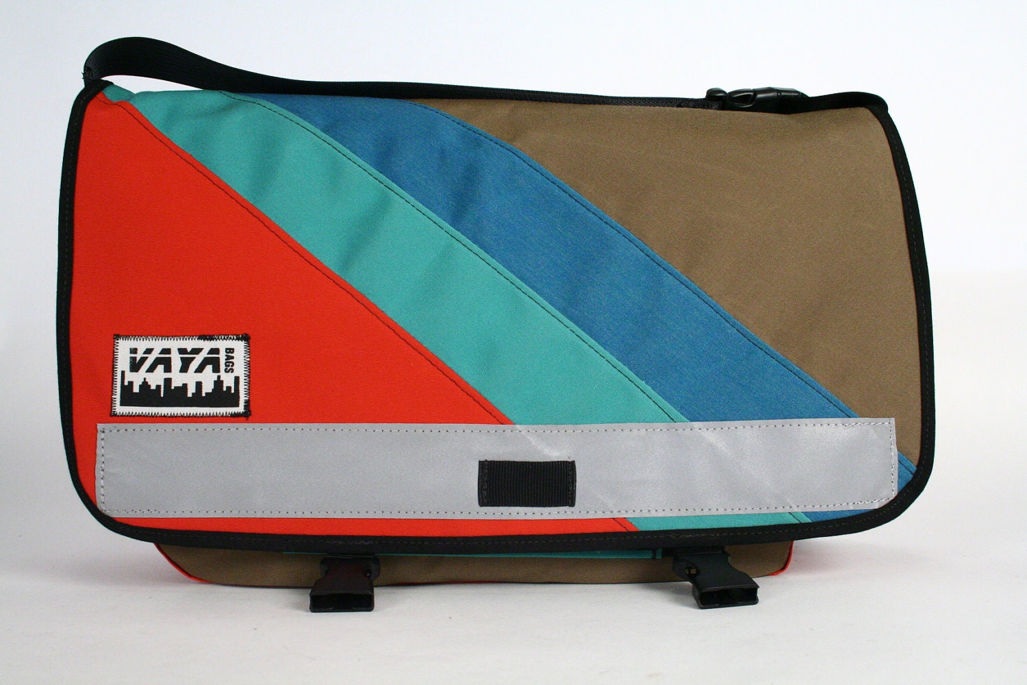 Medium Canvas Messenger Bag - Etsy