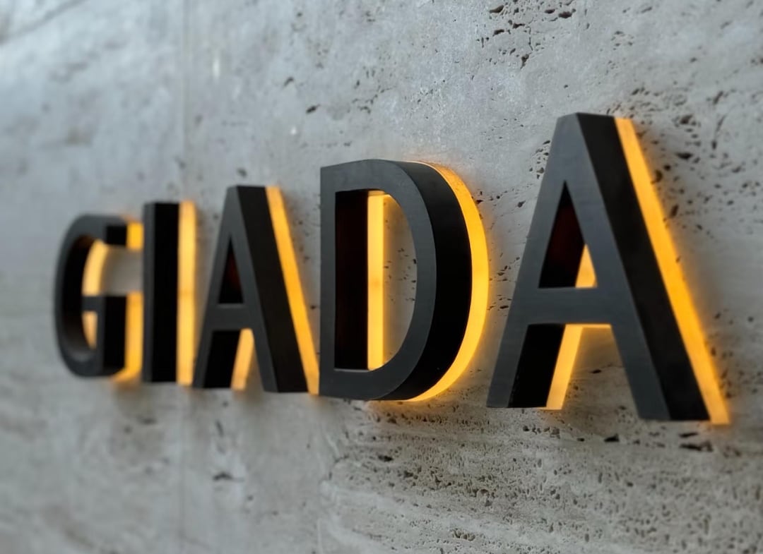 Letrero con logotipo comercial retroiluminado LED personalizado ...