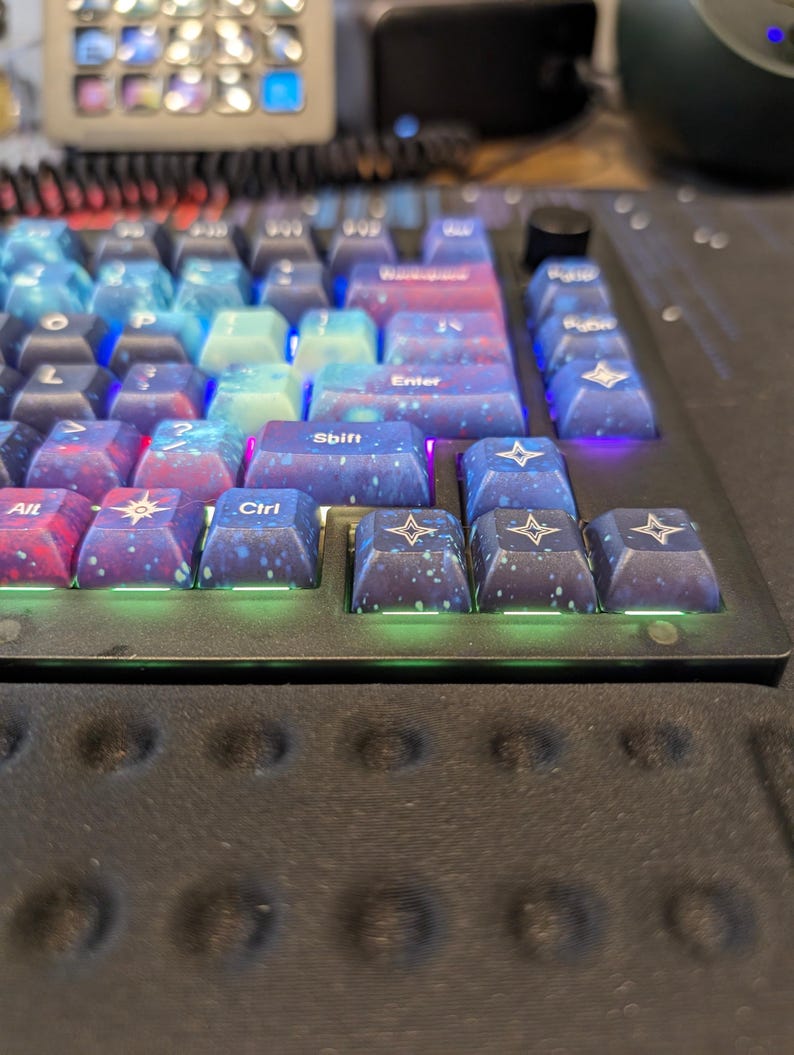 Starry Customized Keychron V1 Translucent 75% Mechanical Keyboard - Etsy