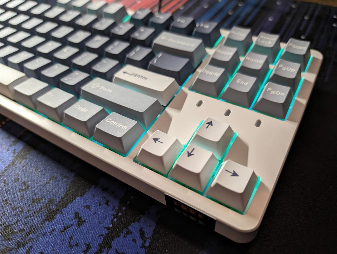 Custom Tenkeyless TKL Sailing Blue and White Keyboard With Smooth ...