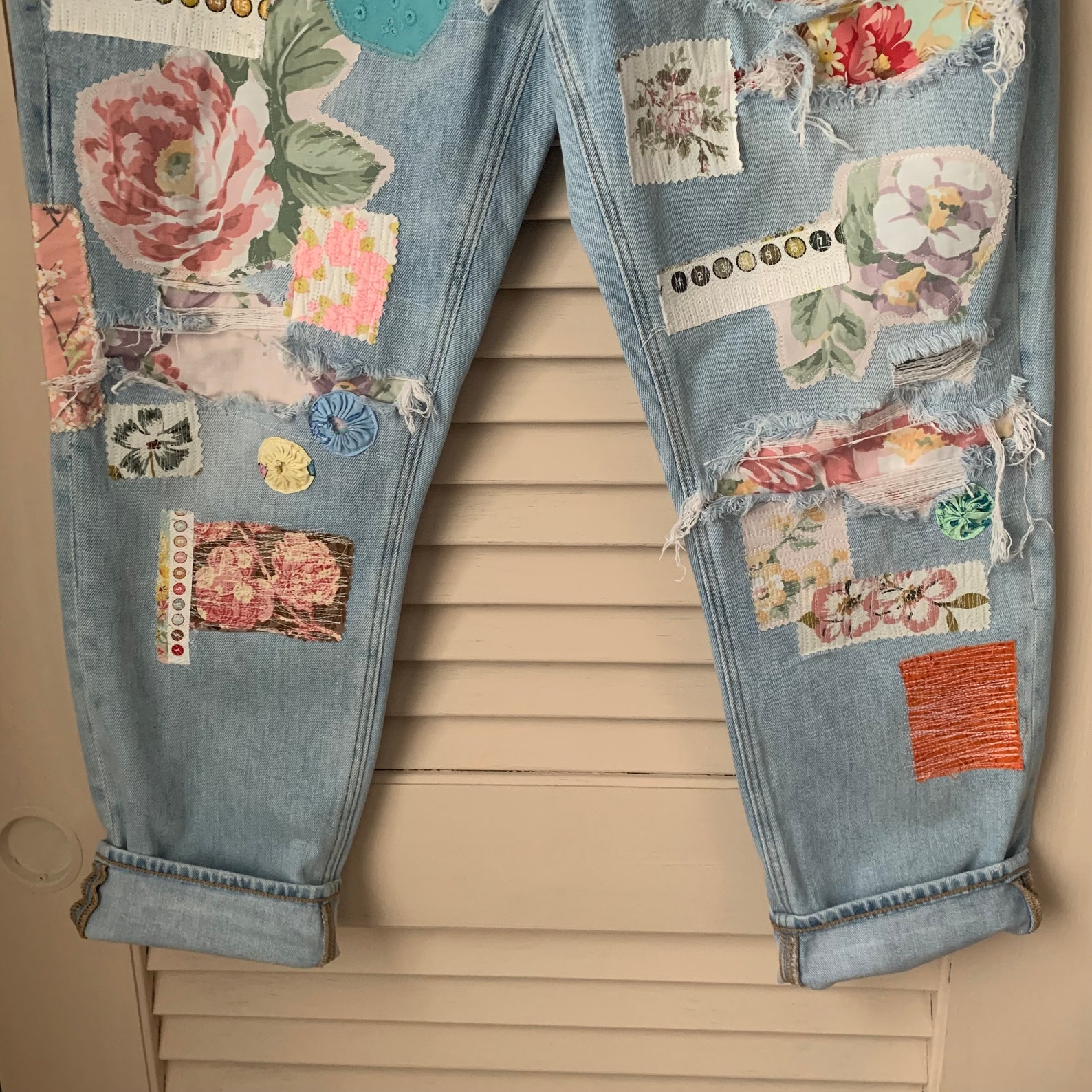 UPCYCLED Patchwork Remade Shabby Chic Bohemian Floral Jeans-freely Born - Etsy