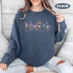 Wildflower Sweatshirt, Vintage Flower Crewneck, Floral Sweater, Wild ...