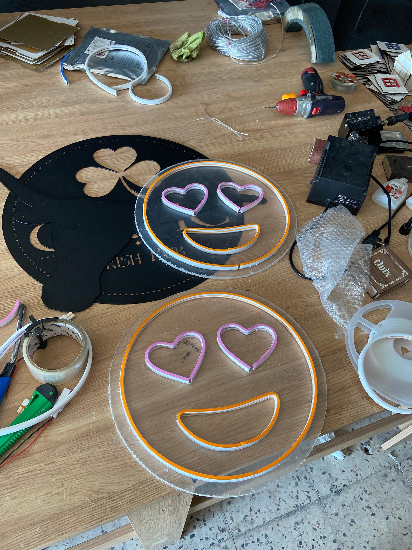 Smile Face Neon Sign,custom Neon Light Sign,led Custom Light Neon Home ...