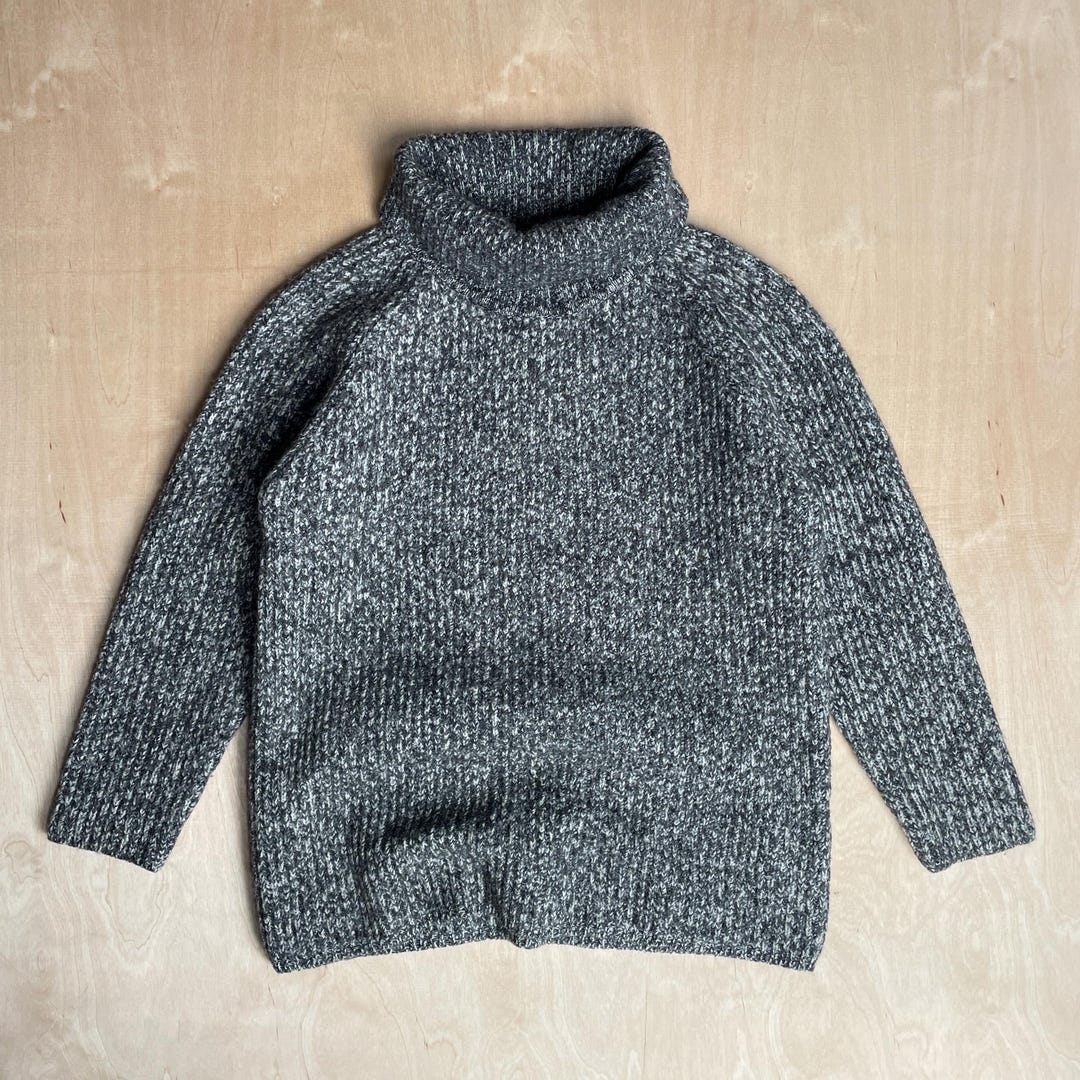 Vintage 90s Yarell Wool Bend Turtleneck Knit Sweater in Charcoal ...