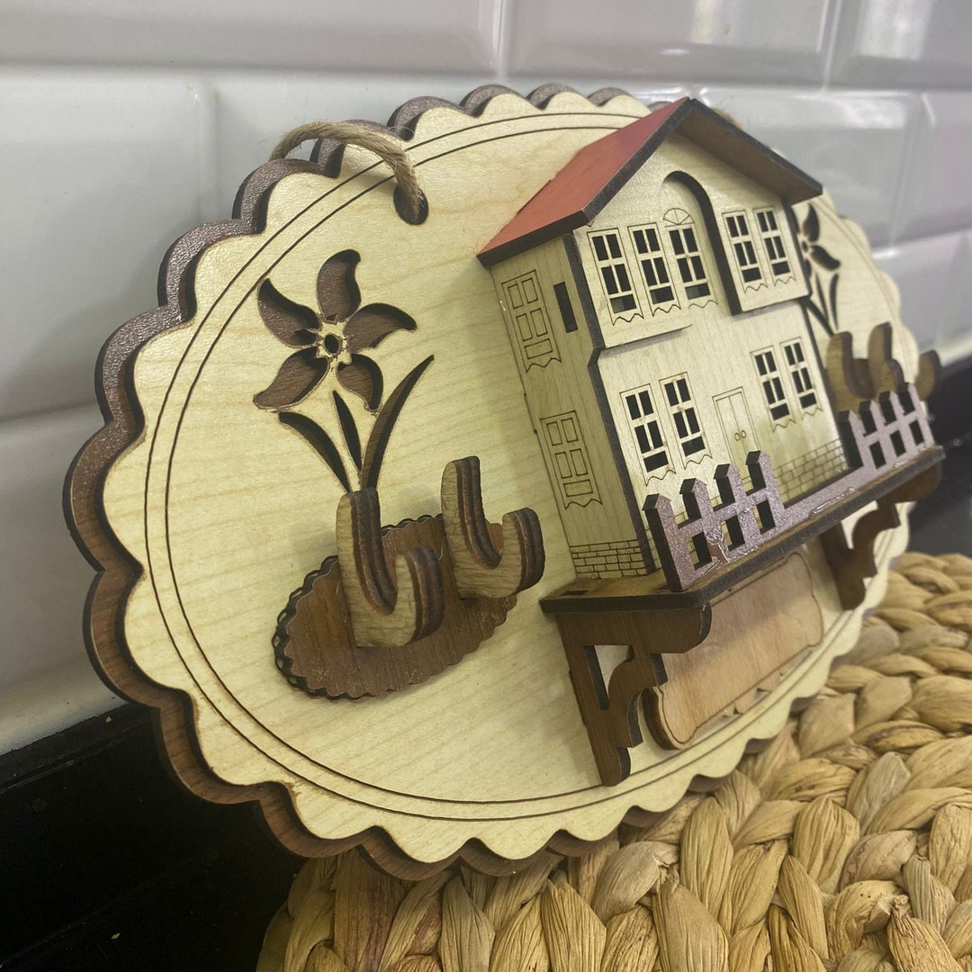 Wooden Door Keychain,the Warm and Authentic Texture of Wood Makes This ...