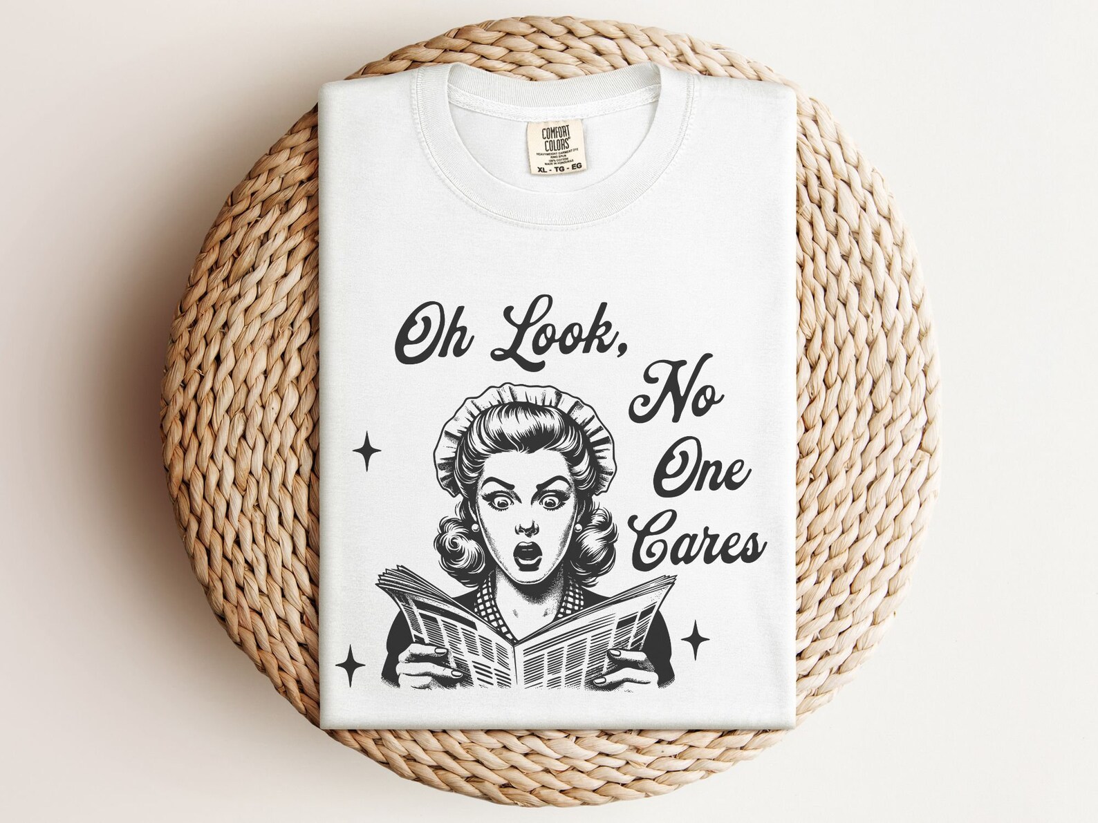 Oh Look No One Cares PNG, Trendy Vintage Retro Housewife Funny ...