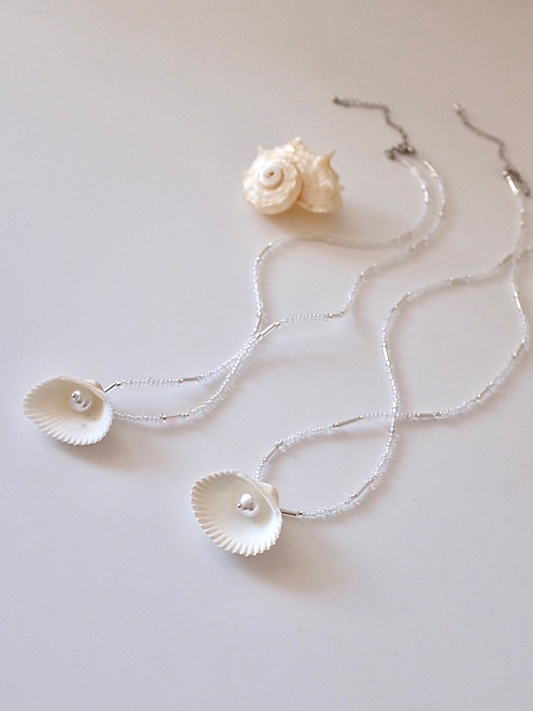 WHITE SEA SHELL Necklace. White Dipped Sea Shell Necklace Luminous ...