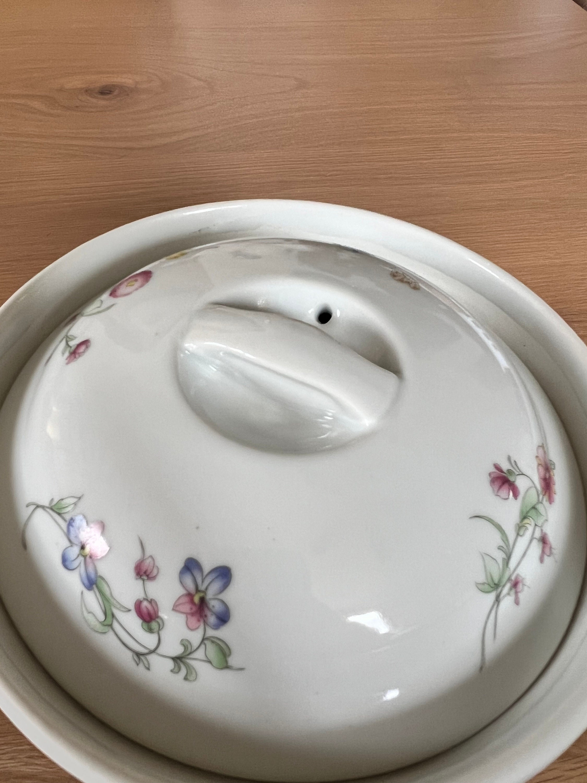 Cordon Bleu Baking Casserole Dish With Lid Round White With Floral ...