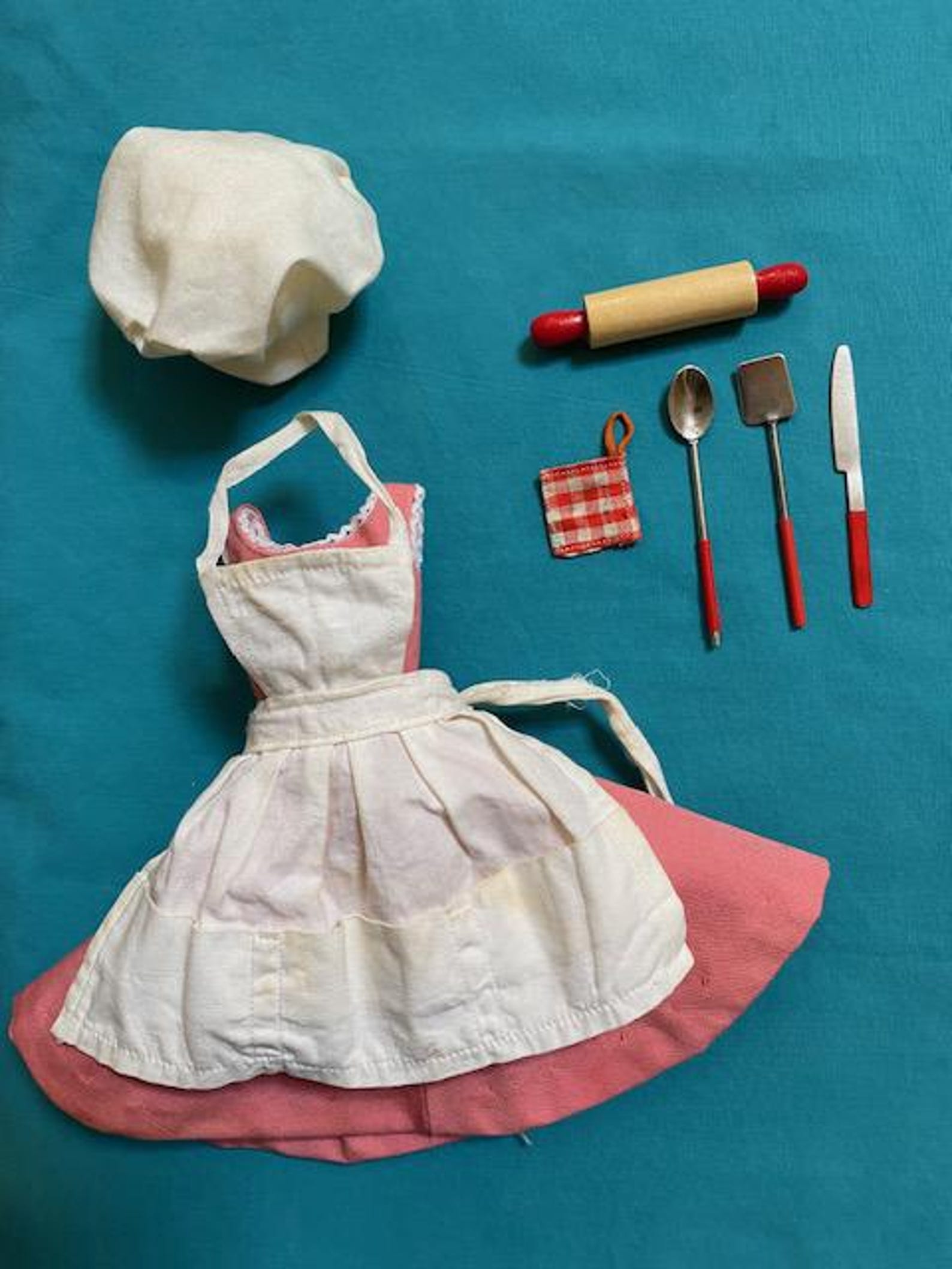 Barbie Q Vintage Outfit & Accessories, Early 1960's, 0962 - Etsy