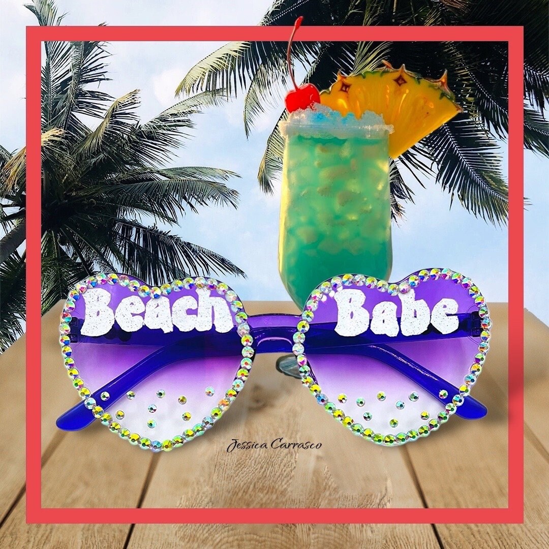 Bedazzled Heart Sunglasses: Beach Babe Sunnies, Novelty Vacation ...