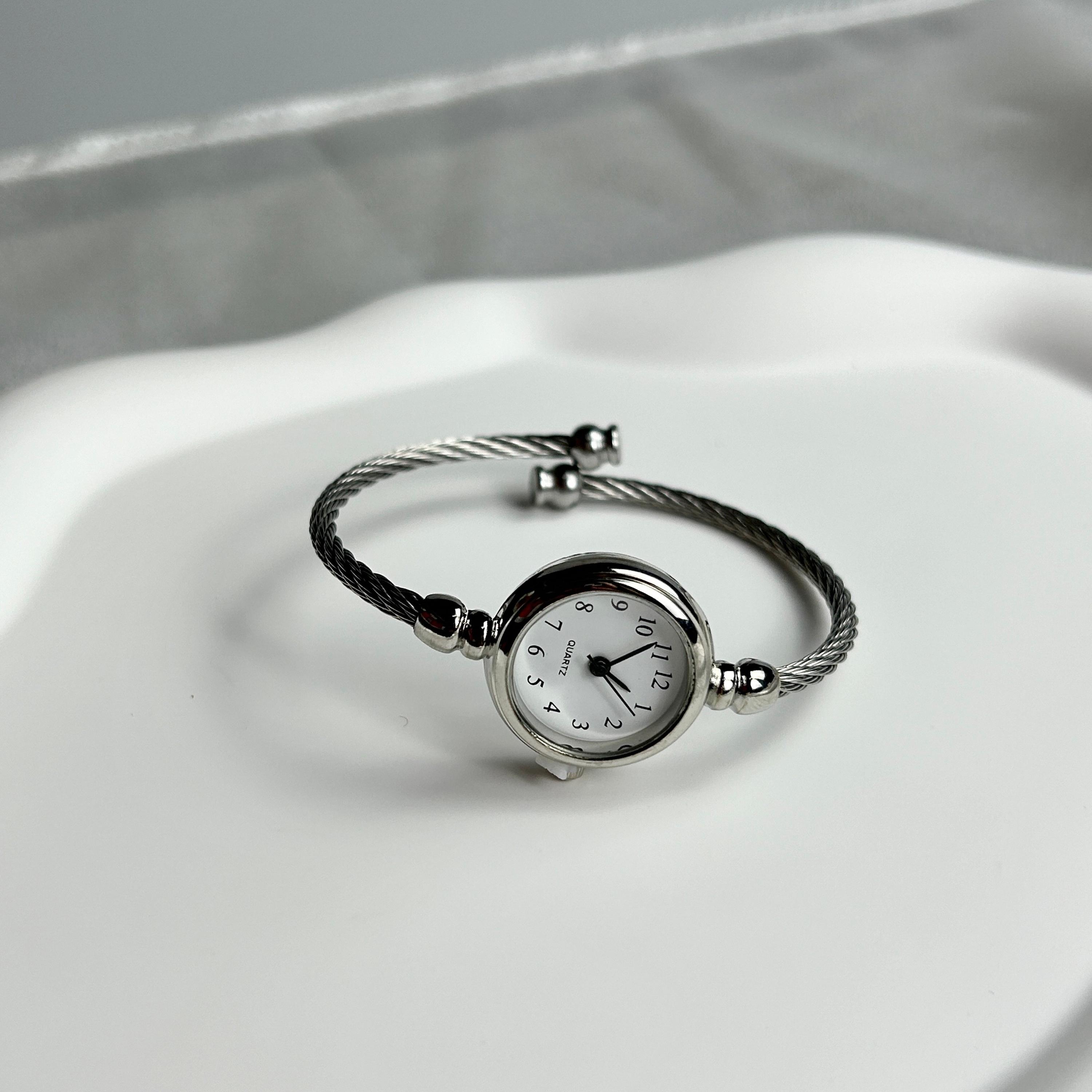 Silver Vintage Watch, Bracelet Style Minimal Watch,round Dial Small ...