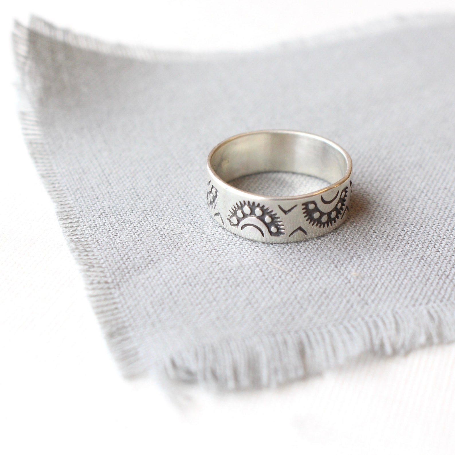 Indian Sun Stamped Silver Band Ring, Unique Stamped Pattern Ring ...
