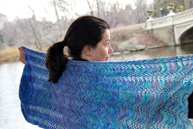 Knitting Pattern for Onda Shawl in Koigu KPPPM - Etsy