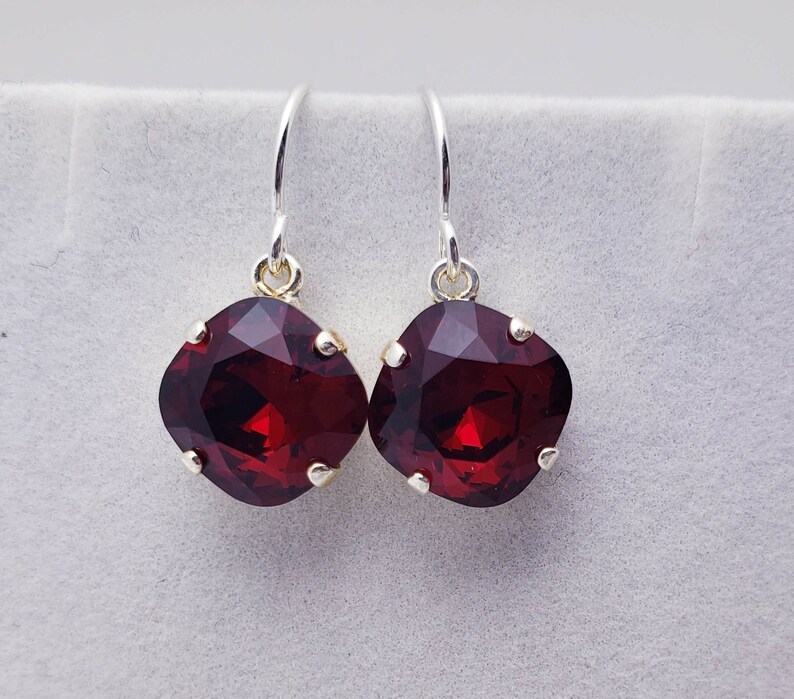True Red Crystal Dangle Earrings Classic Sparkling Merlot Wine Dark ...