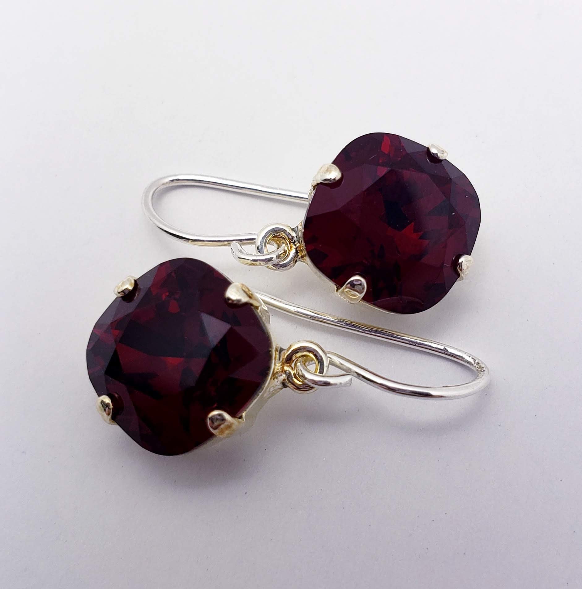 True Red Crystal Dangle Earrings Classic Sparkling Merlot Wine Dark ...