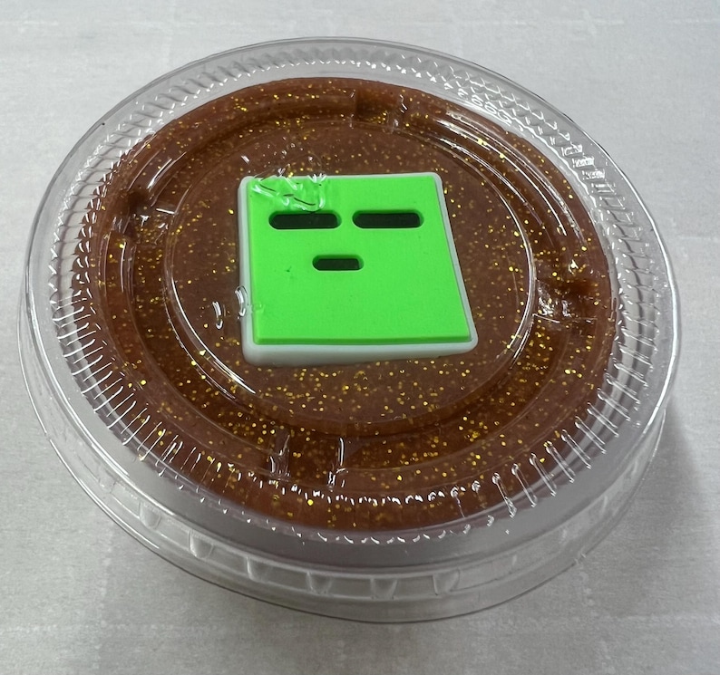 Minecraft Inspired Play Dough Party Favors - Etsy