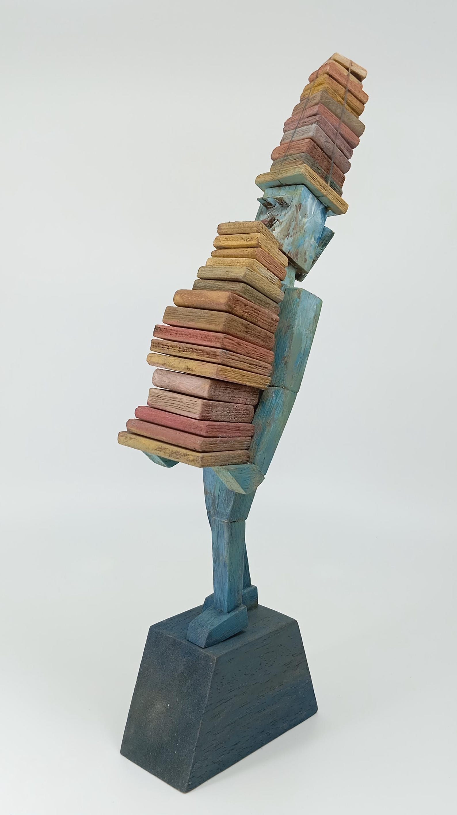 Minimalist Wooden Reading Figure, Art Deco Decoration in Living Room ...