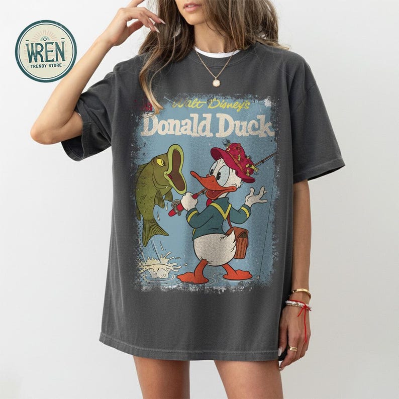 Retro Walt Disney's Donald Duck Fishing T-shirt, Donald Bass Fly ...