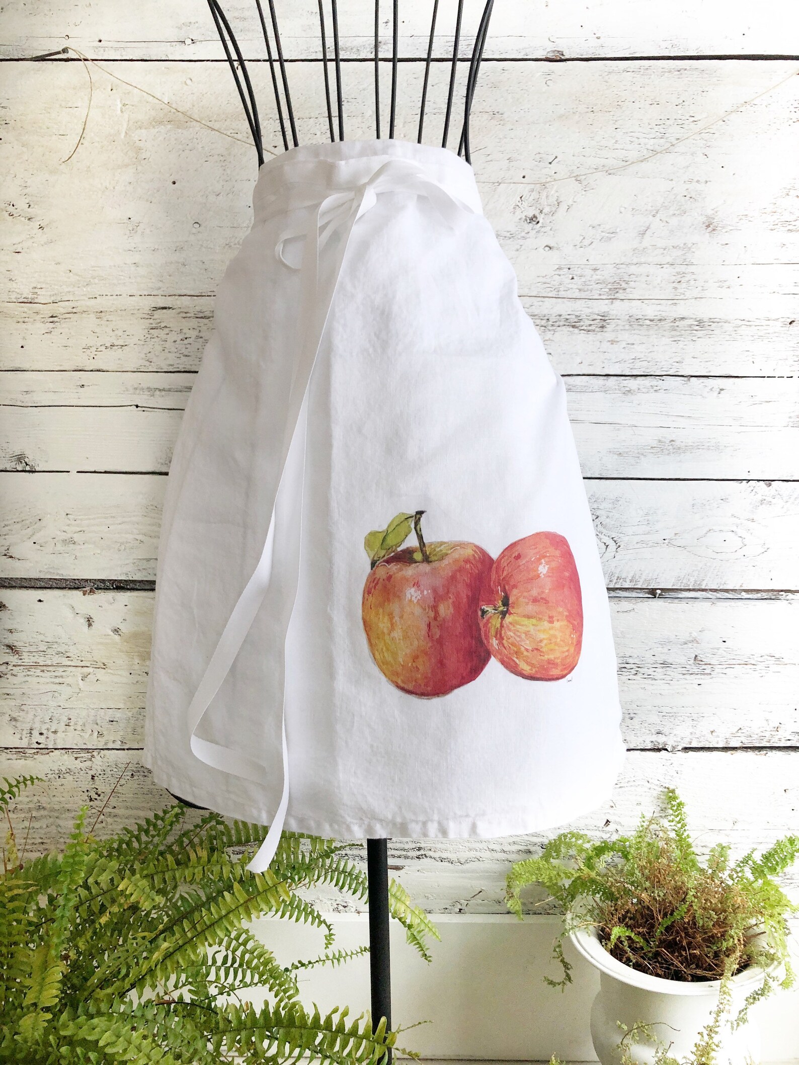 Linen Cafe Apron With Fresh Apples Art by Emma Pyle One Size | Etsy