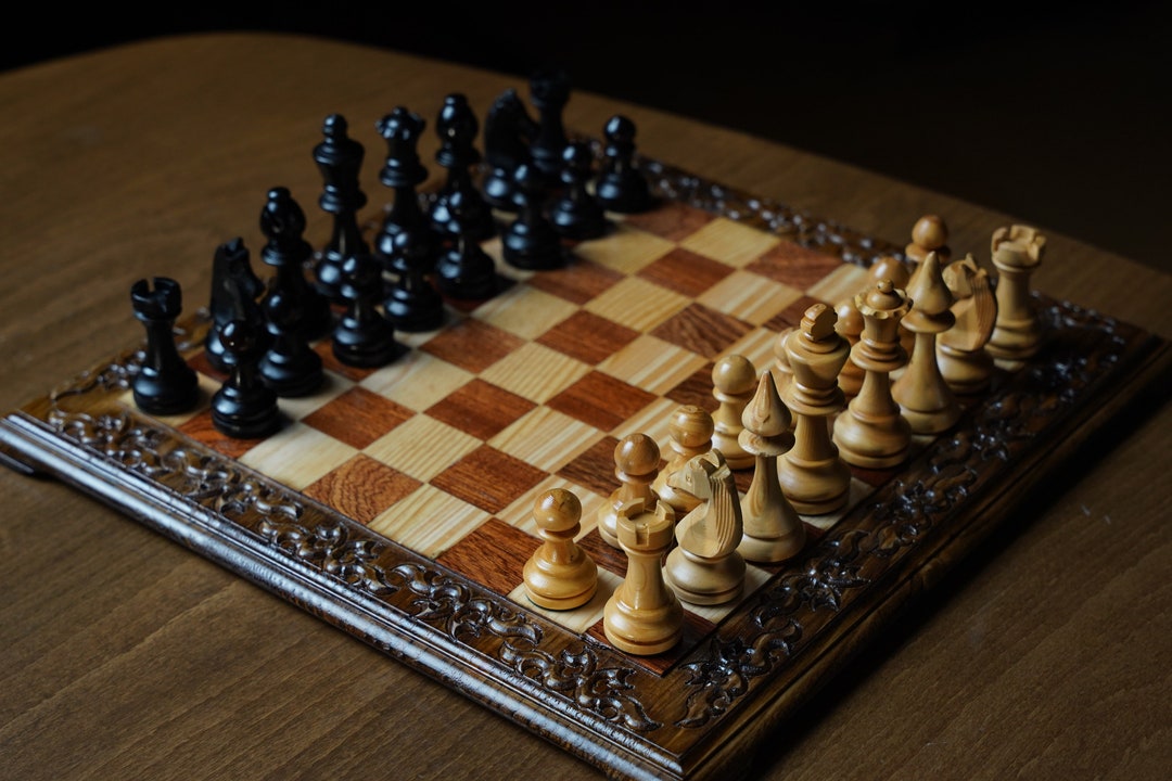 Hand Curved Chess Set With Board Wooden Walnut Chess Boards Staunton ...