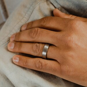 Men's Wedding Band 6 Mm Brushed, Brushed Finish Ring for Men and Women ...