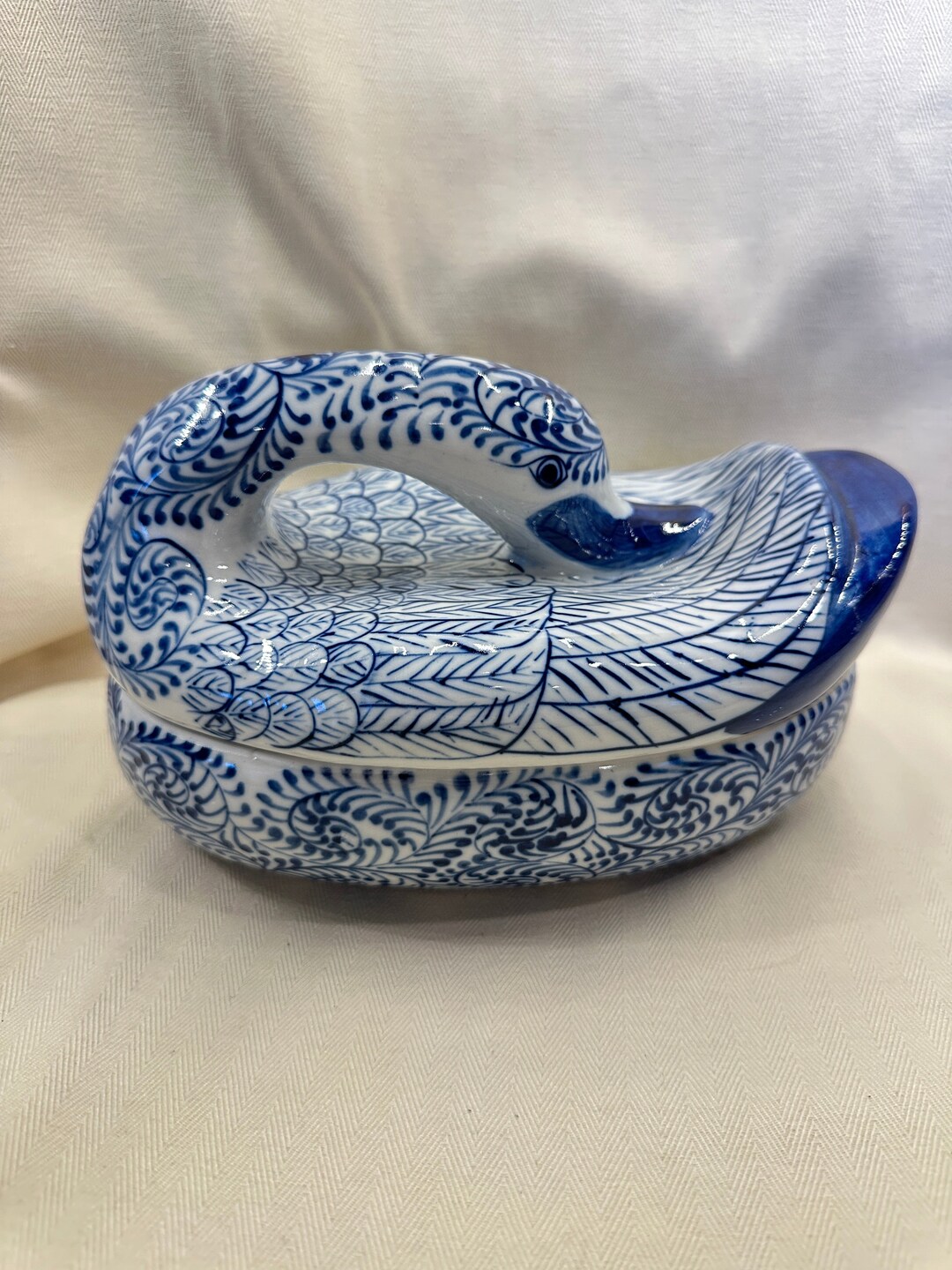 Vtg Hand Painted Ceramic Preening Duck Toureen Delft Style - Etsy