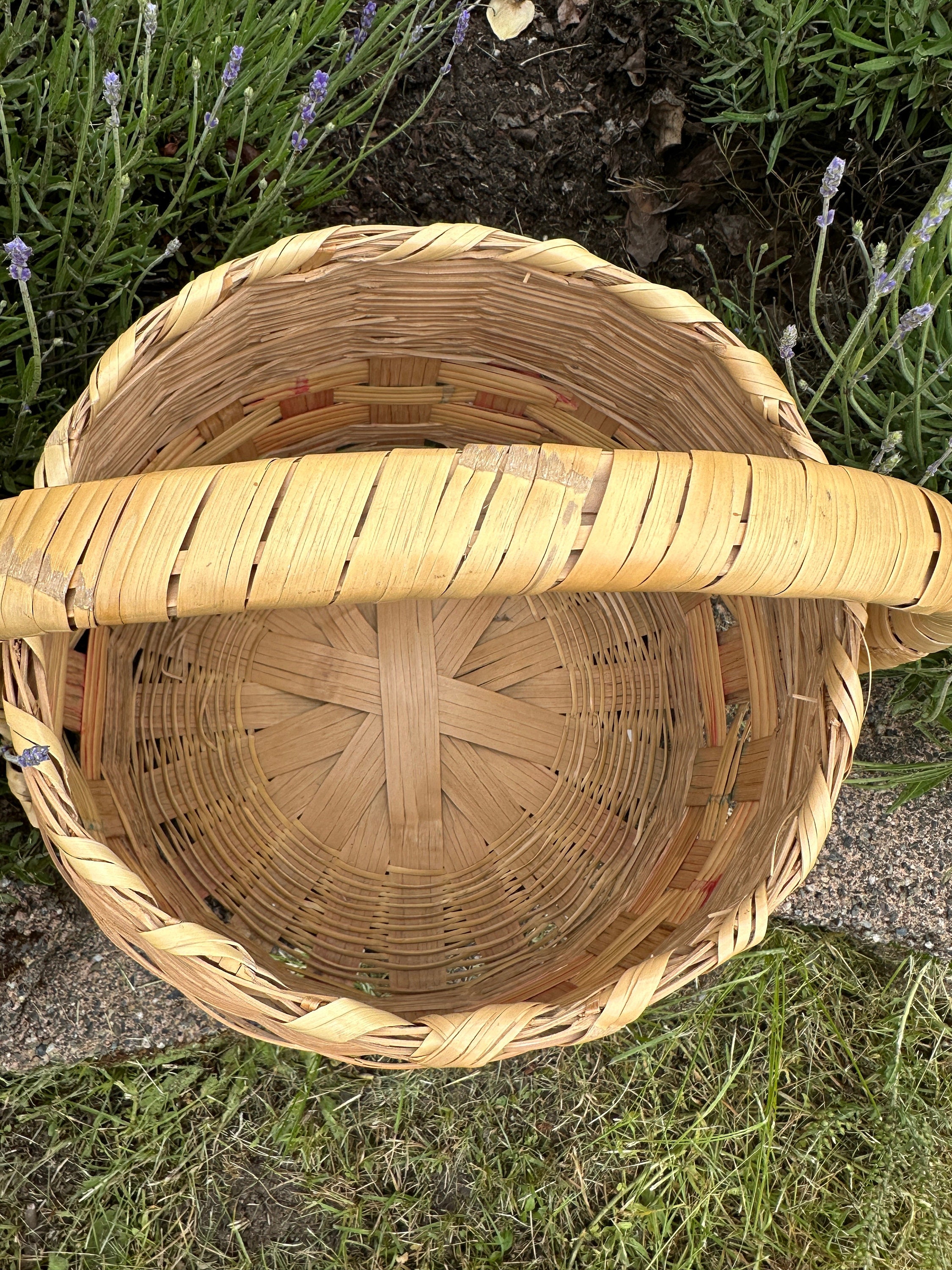 Large Vintage Handled Basket - Etsy Canada