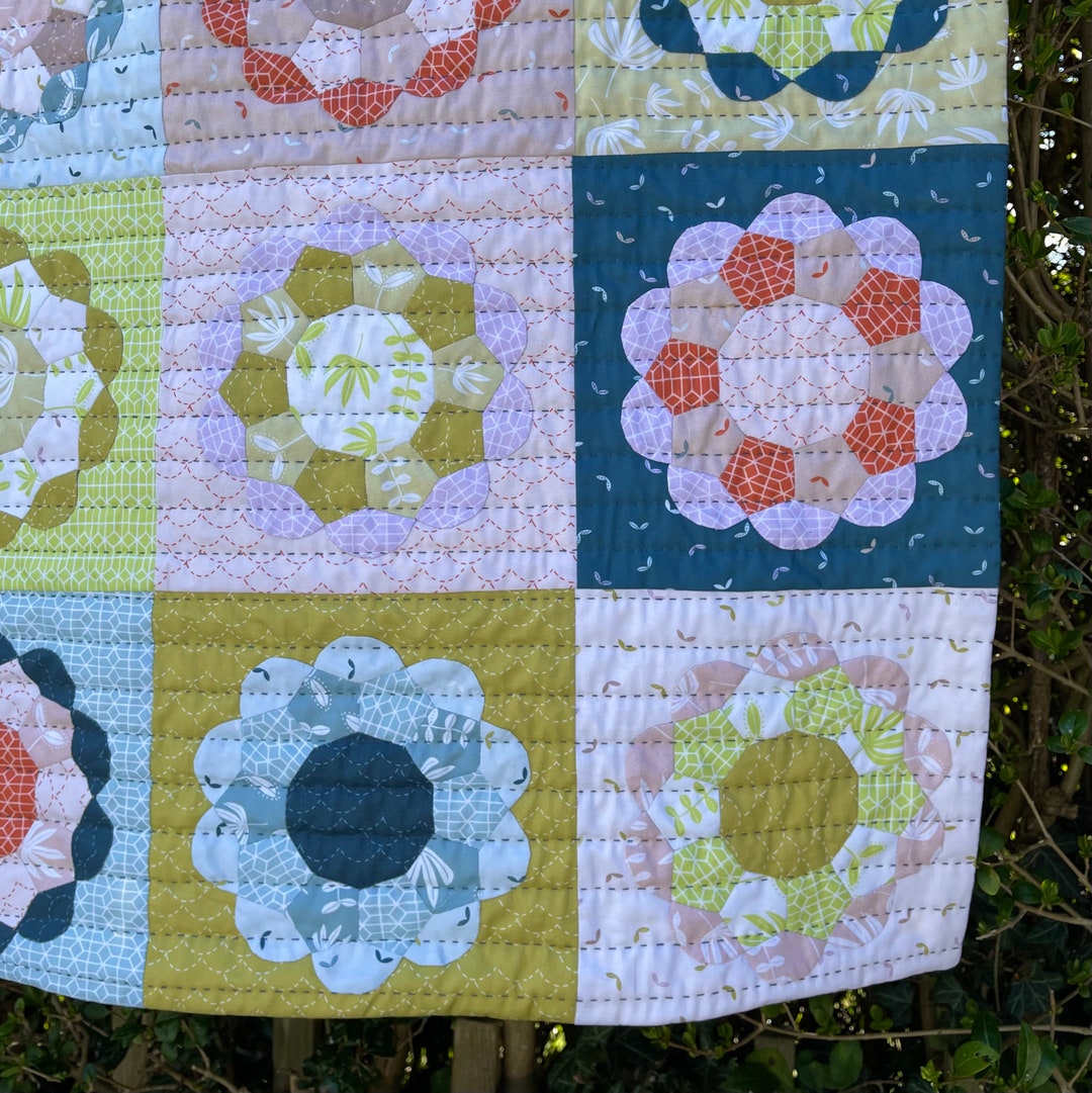 Mini Flower Power Quilt PDF Pattern - Etsy