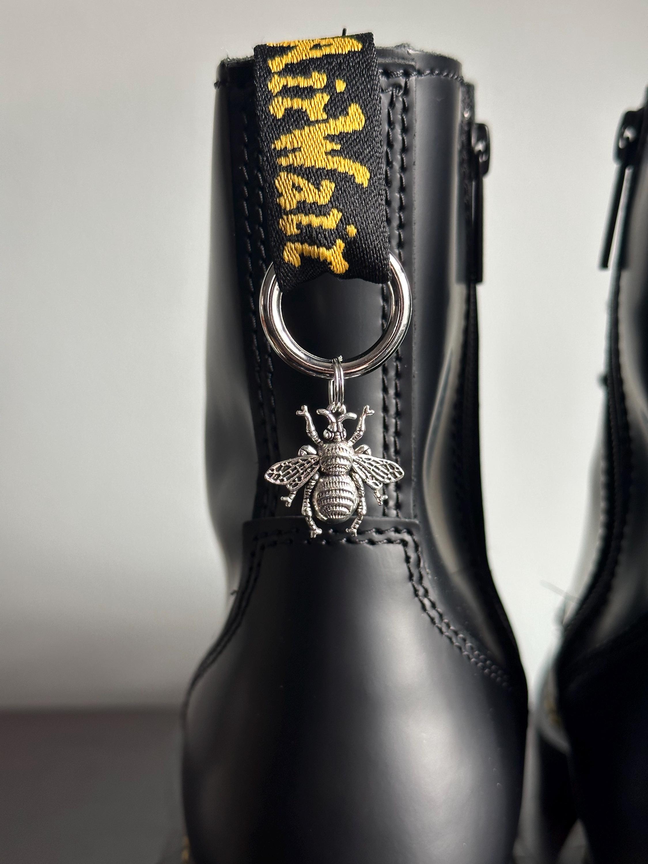 Bumble Bee Boot Charms - Etsy