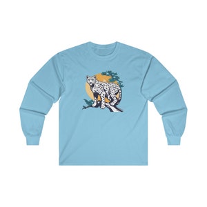 Snow Leopard on the Moon Background Long Sleeve Tee, Streetwear Cotton ...