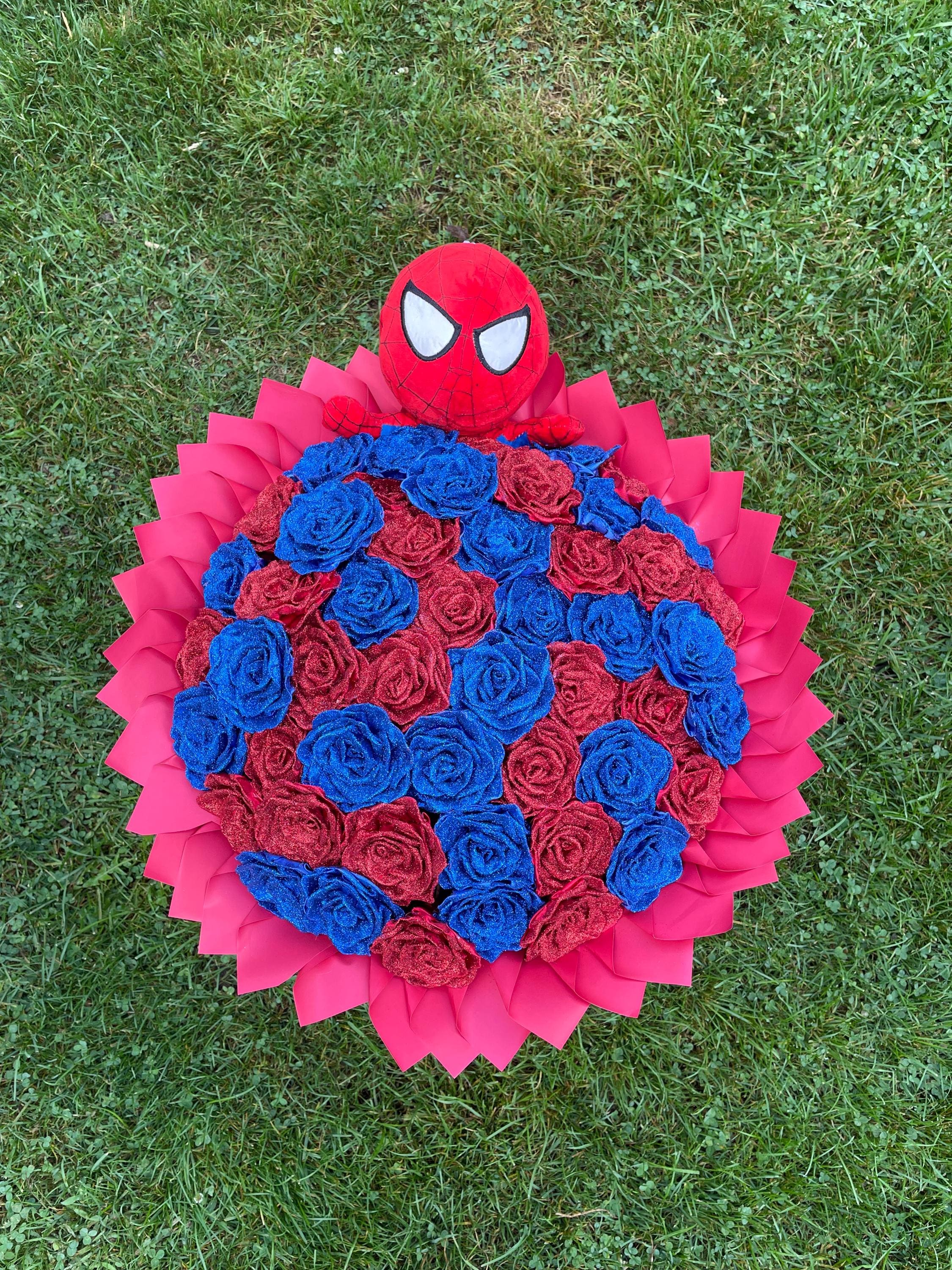 50 Count Spider-man Eternal Rose Bouquet - Etsy