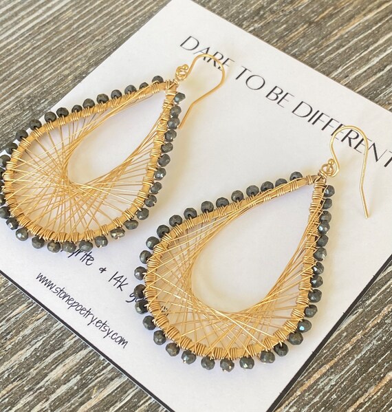 Etsy mismatched earrings store