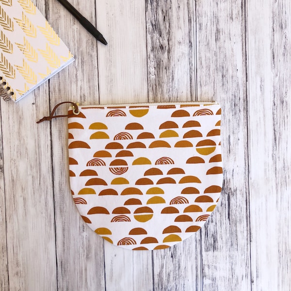 Round Zippered Pouch - Etsy