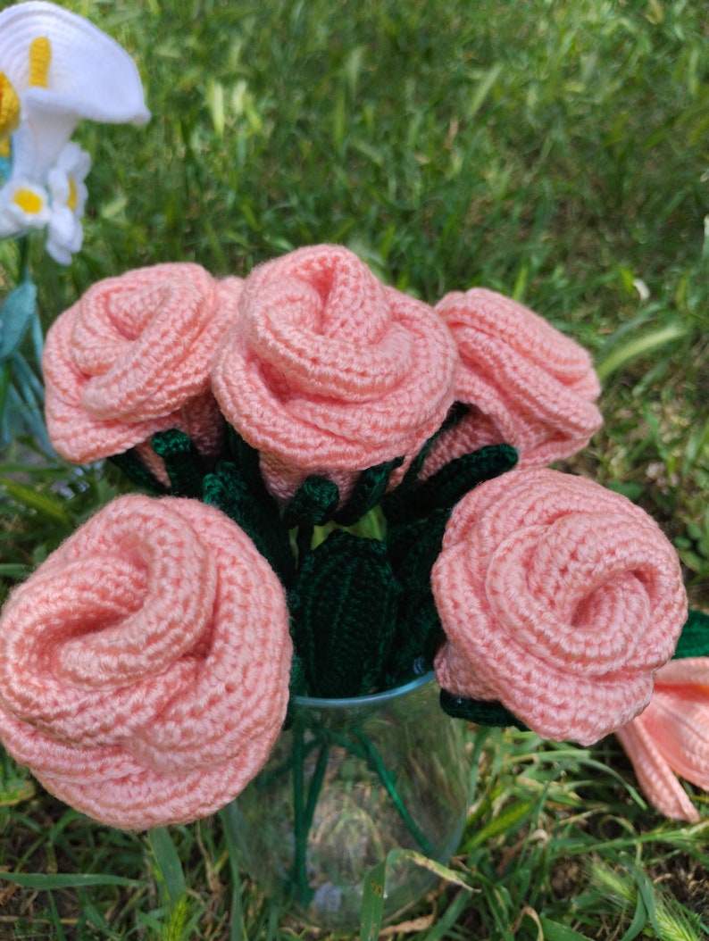 Mixed Rose Flower Crochet Pattern, Crochet Flower Bouquet Pattern ...