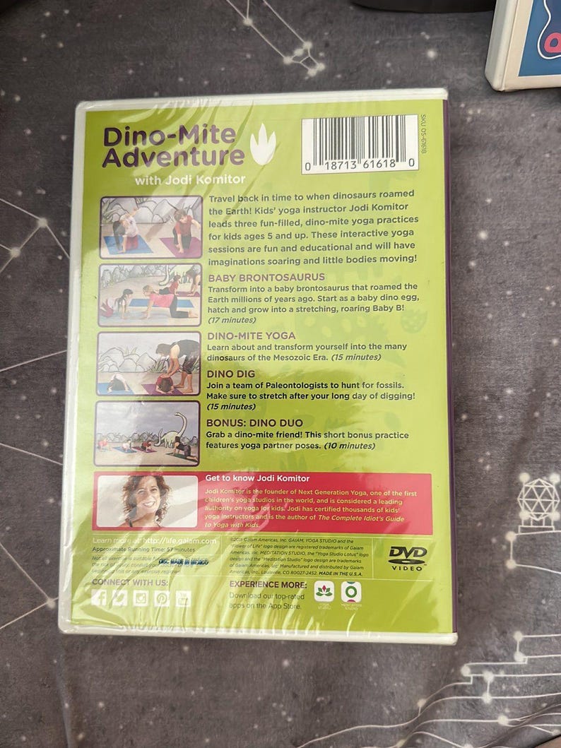 GAIAM Yoga for Kids: Dino-mite Adventure With Jodi Komitor Ages 5 and ...