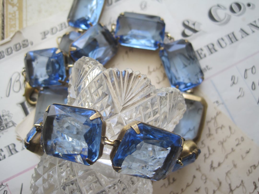 Anna Wintour Sky Blue Collet, Blue Statement Necklace, Light Sapphire ...