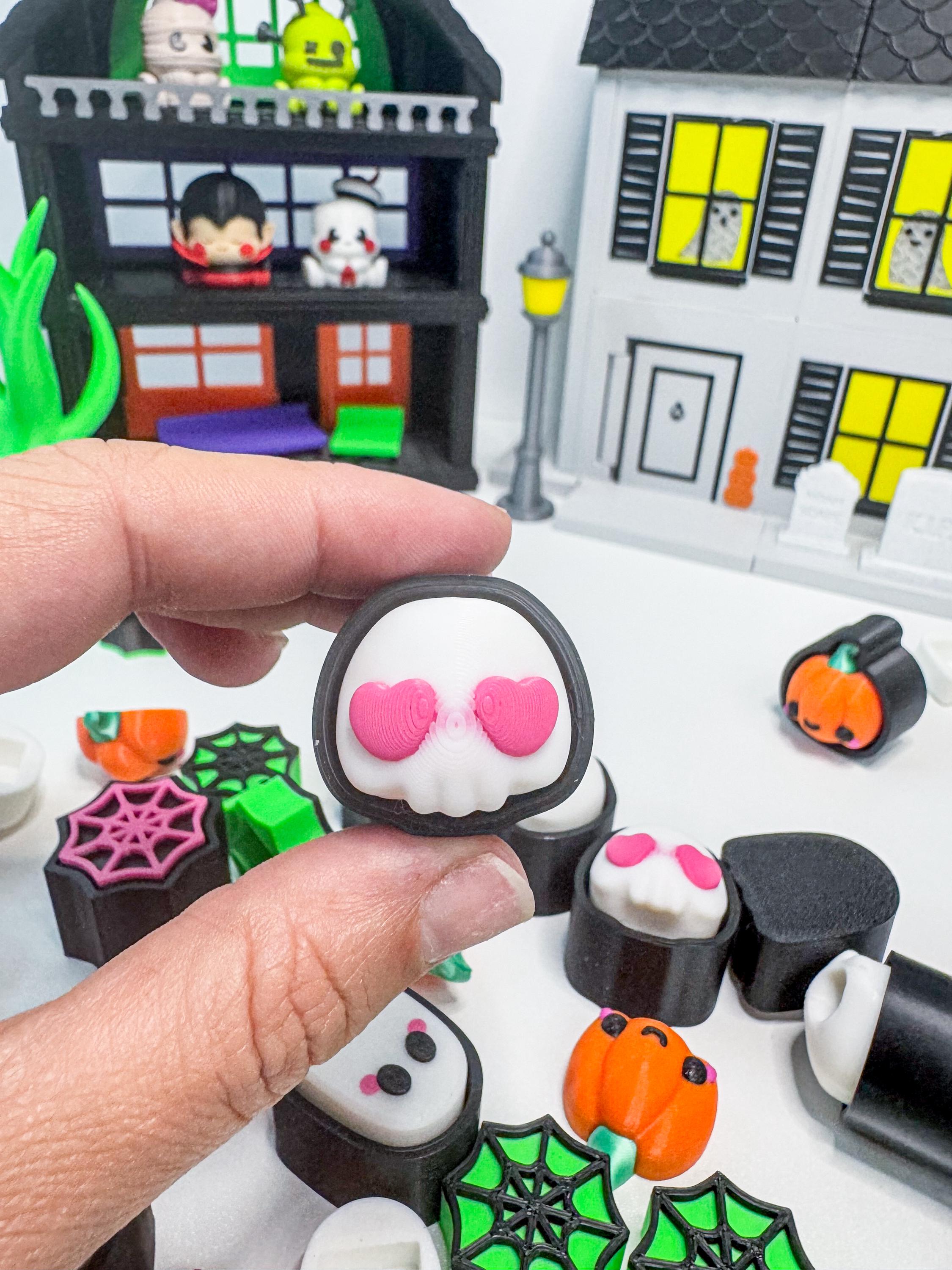 Cute Spooky Halloween Fidget Clicker Keychain | Ghost Pumpkin Skeleton ...