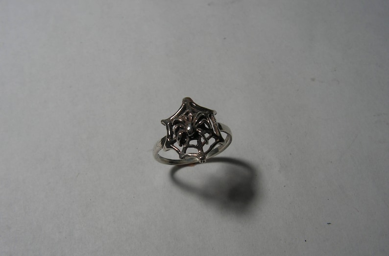 Spider on Web Ring in Sterling Silver - Etsy
