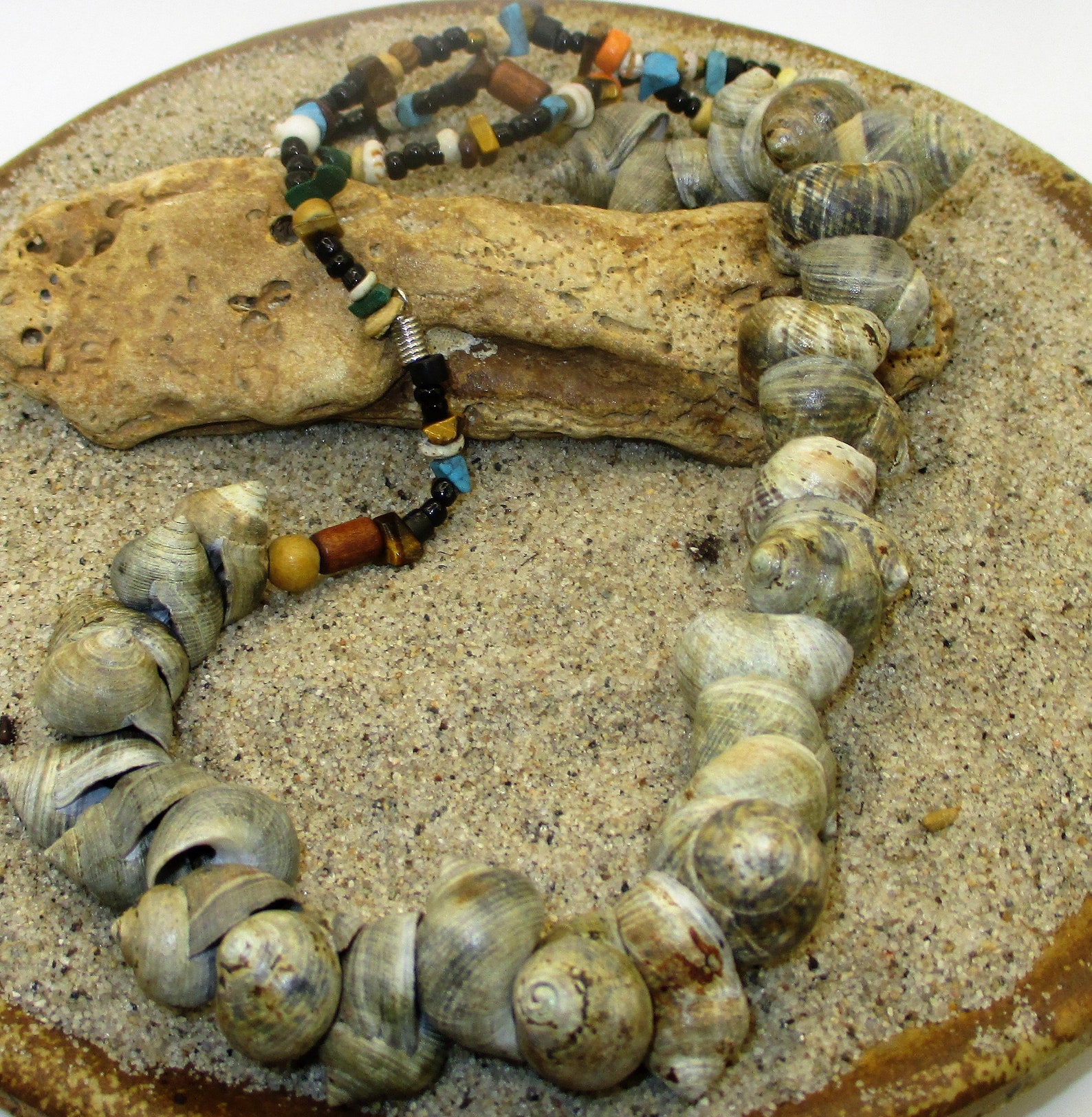 Black and Gray Periwinkle Snail Shell and Bead Necklace - Etsy
