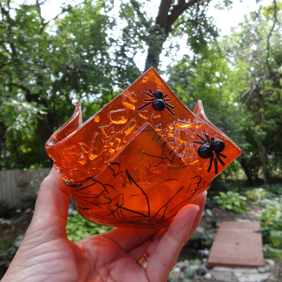 Orange Fused Glass Halloween Spider Candle, Spider Candle Shelter ...