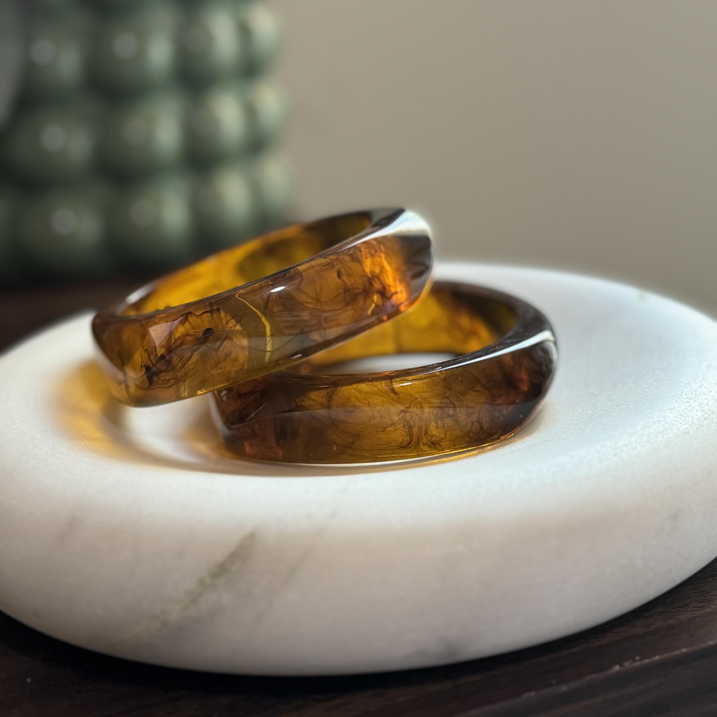 Resin Bangle Bracelet Chunky Lucite Acrylic Bangle Bracelet in Smoked ...