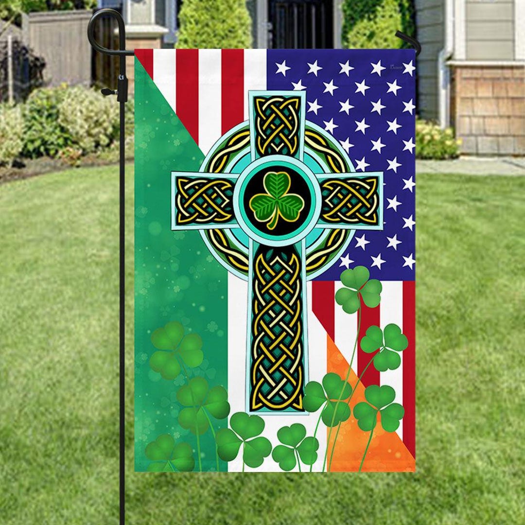 Happy St. Patrick’s Day Flag, Irish Celtic Knot Cross St. Patrick’s Day ...