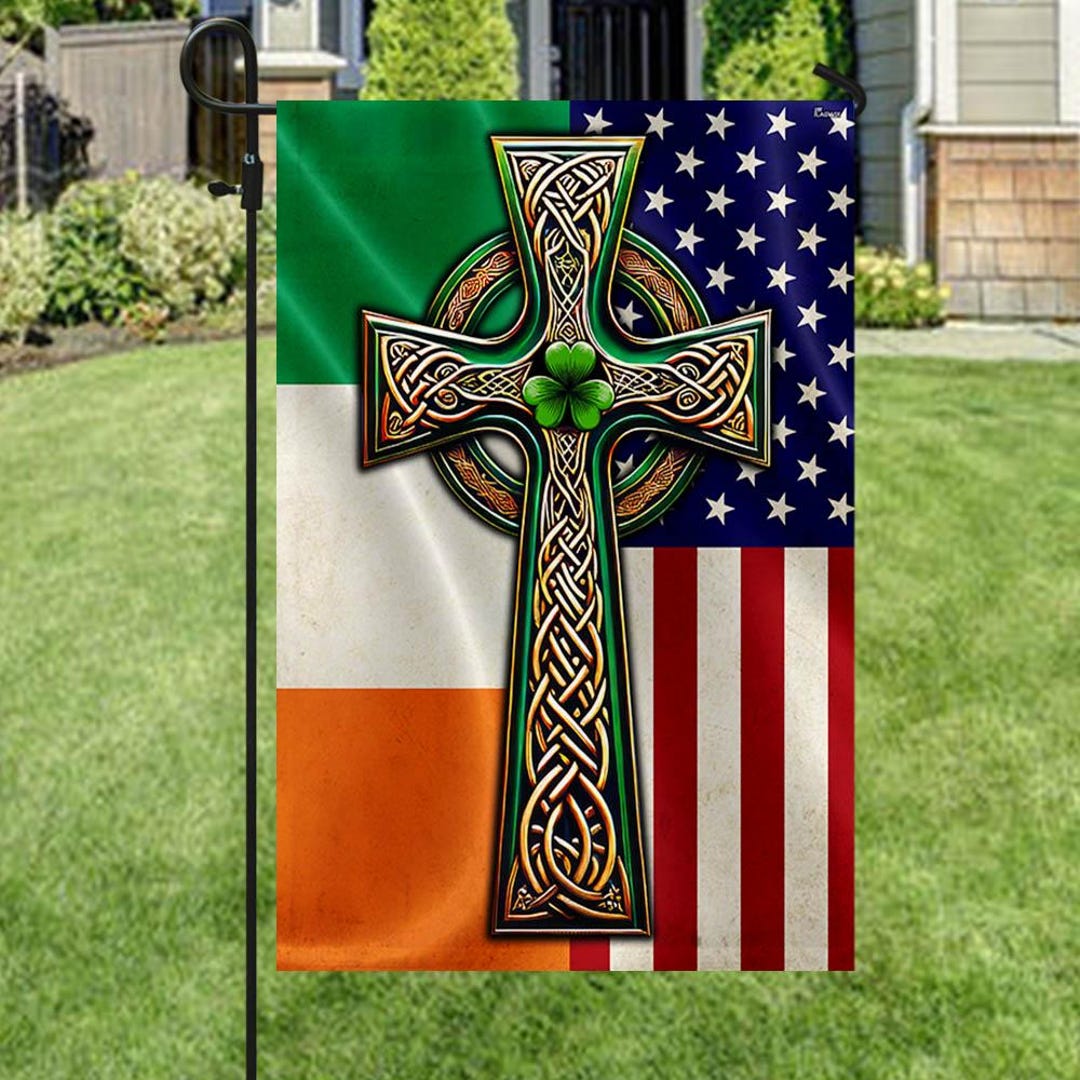 Happy St. Patrick’s Day Flag, Irish Celtic Knot Cross St. Patrick’s Day ...