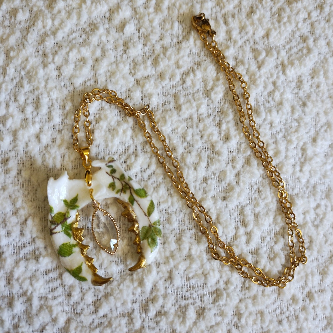 Greenery Mink Jawbone Pendant Necklace - Etsy